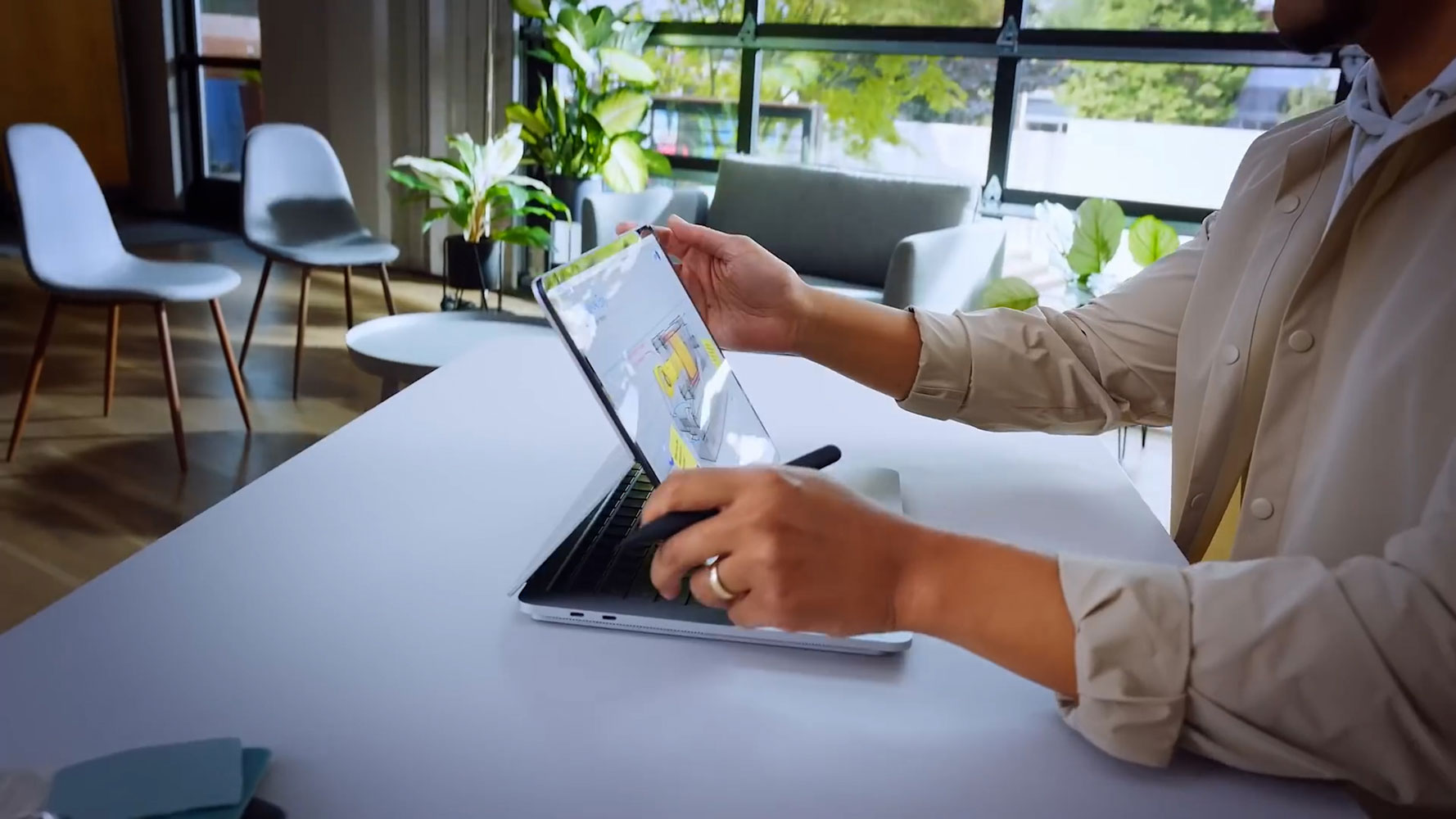 Surface Laptop Studio: Better than the Surface Book?